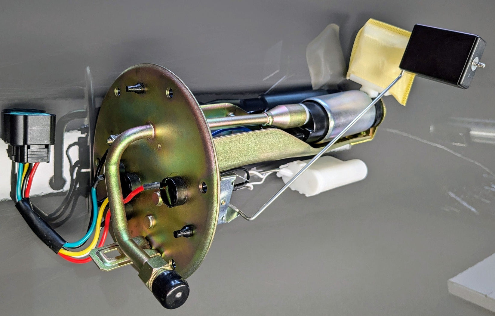 Mitsubishi 3000GT GTO Dodge Stealth NON Turbo Fuel Pump Assembly Old P ...